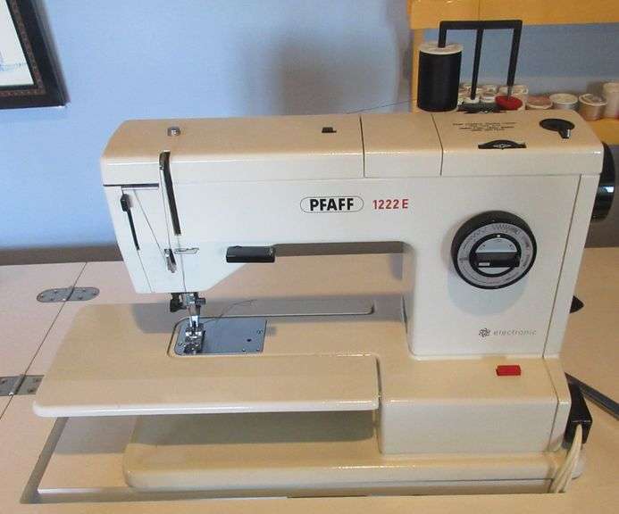 Vintage Pfaff 1222E Sewing Machine - Prime Time Auctions, Inc.