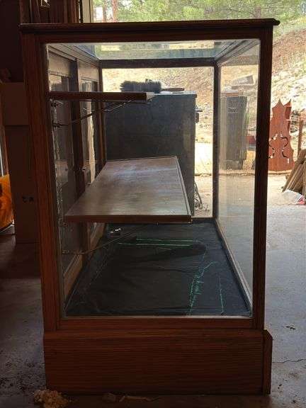 Vintage Glass Front Display Case - Colorado Premier Realty & Auction ...