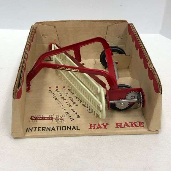 IH Hay Rake in Bubble Box - Creamer Auction
