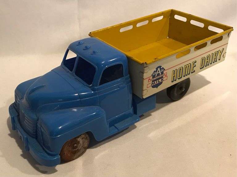 Marx - Home Dairy Toy Delivery Truck - Creamer Auction