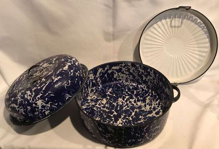 Blue & White Enamel Porcelain Roaster - Creamer Auction