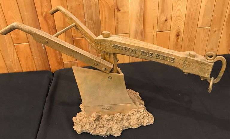 John Deere Spec Cast - Resin Walking Plow - No Shipping - Creamer Auction