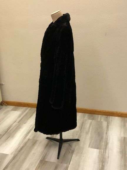 Heavy Black Fur Coat - Creamer Auction