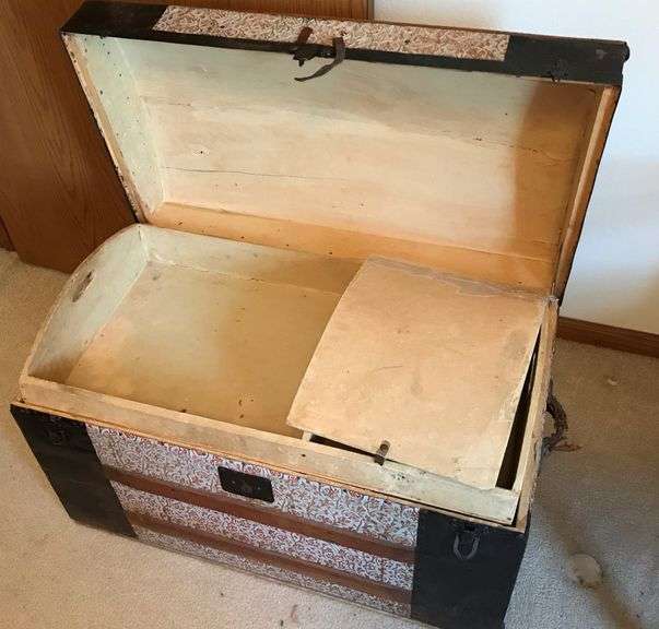 Older Camel Back Trunk - Creamer Auction