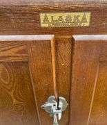 Alaska 3 Door Oak Ice Box - No Shipping - Creamer Auction