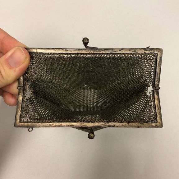 Very Old Chainmail Purse - Creamer Auction