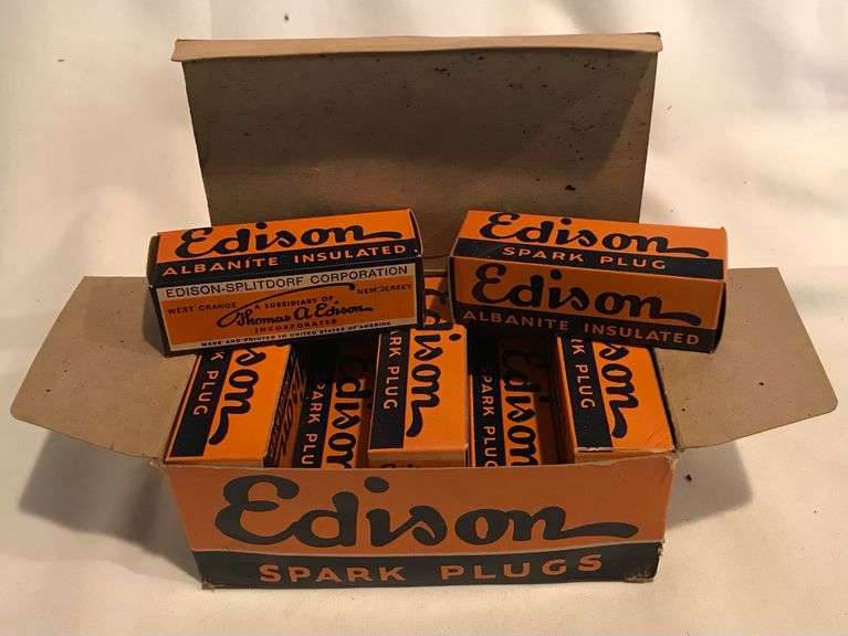 Edison Spark Plugs - NOS - Box & Spark Plugs - Creamer Auction