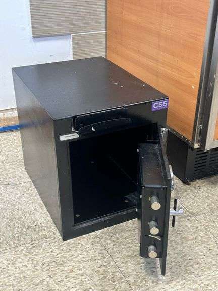 CSS Electric Combination Safe - Creamer Auction