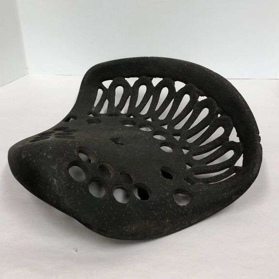 Unique Cast Iron Seat - Odd Style - Creamer Auction