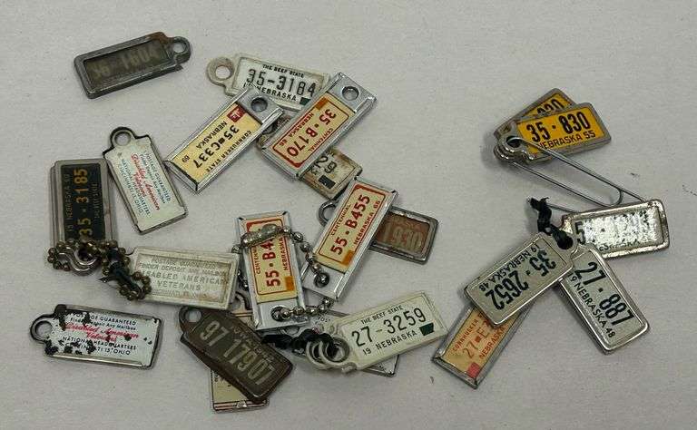 Group of Vintage License Plate Key Tags - Creamer Auction