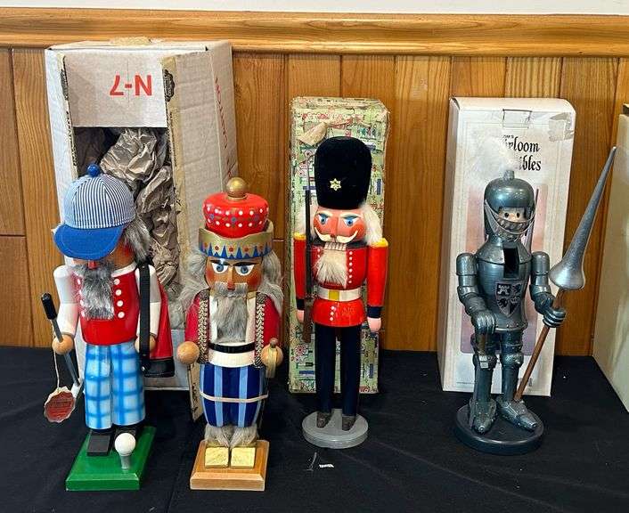 Group of Assorted Nutcrackers - Creamer Auction