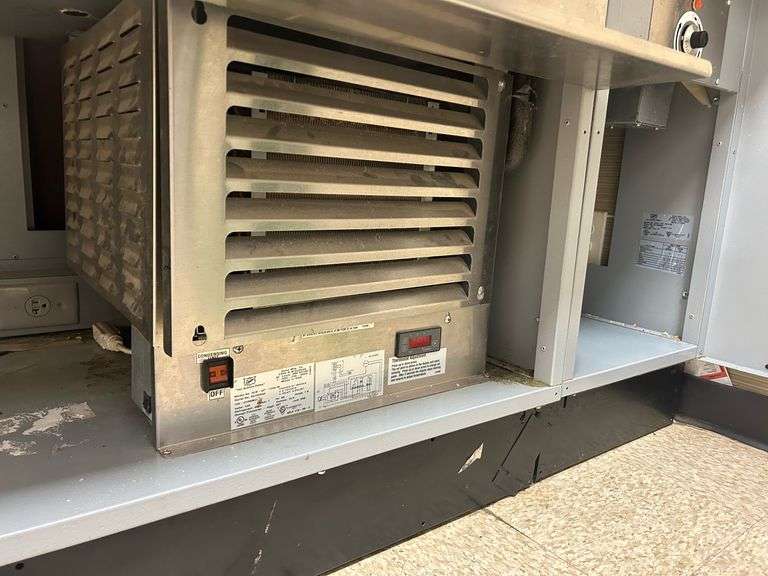 Duke Mfg Co. Model SWD700-60LED M & 18LED M Buffet Cold & Hot Well ...