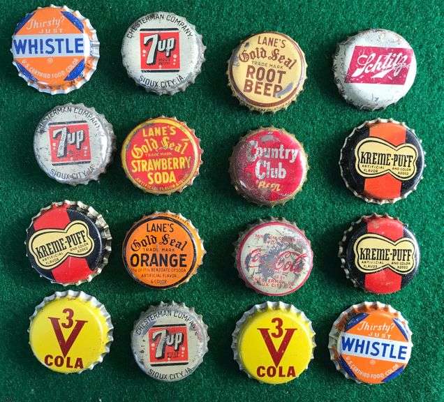 GROUP OF VINTAGE SODA BOTTLE CAPS-NEAT OLD ADVERTISING - Creamer Auction