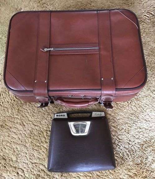 Suitcase & Borg Step On Scale - Creamer Auction