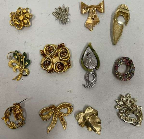Group of (12) Fancy Brooch Pins - Creamer Auction