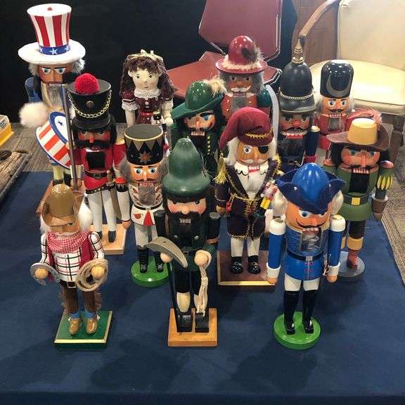 Lot of 13 Unique Nutcrackers - Creamer Auction
