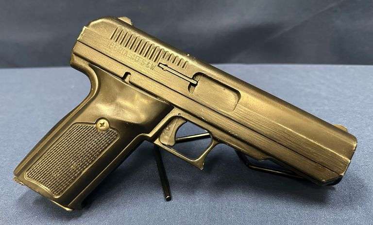 Hi-Point Model JC .40 S&W - Creamer Auction