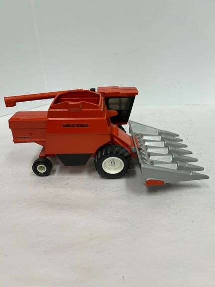 New Idea Uni-System Combine - 20th Anniversary - 1/32 Scale - Creamer ...