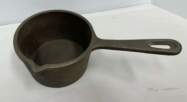 Lodge Cast Iron 2MP2 - Creamer Auction