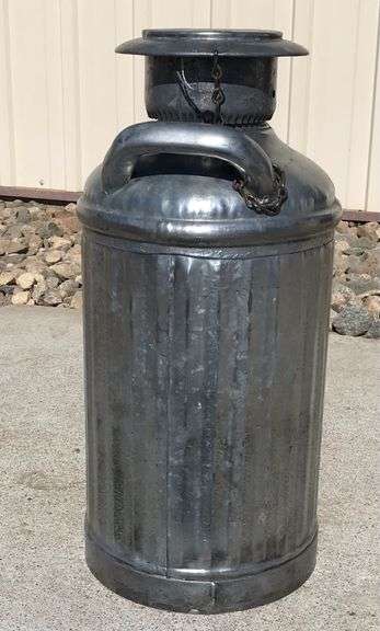 Skelly Oil Co. - 5 Gallon Can - Creamer Auction