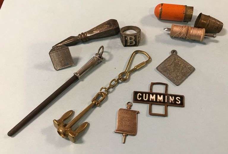 Small Collectors Lot - Creamer Auction