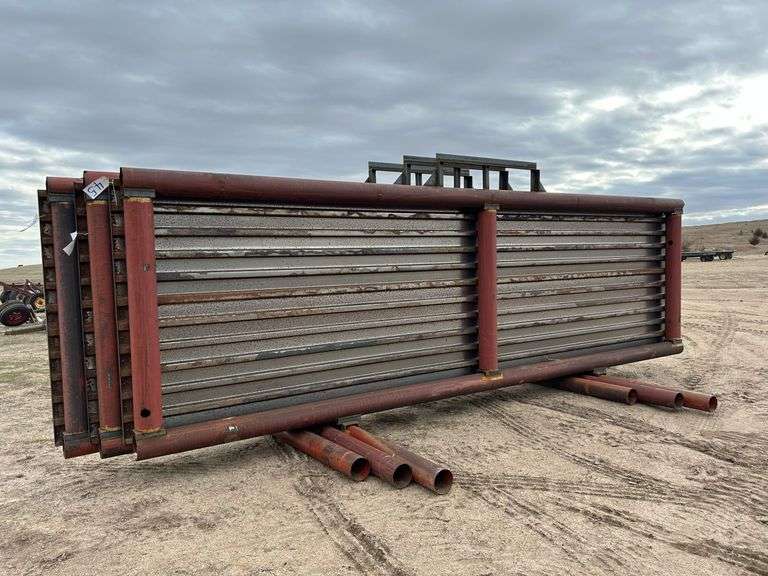 (3x) Shop Built Free Standing Wind Break Panels - Creamer Auction