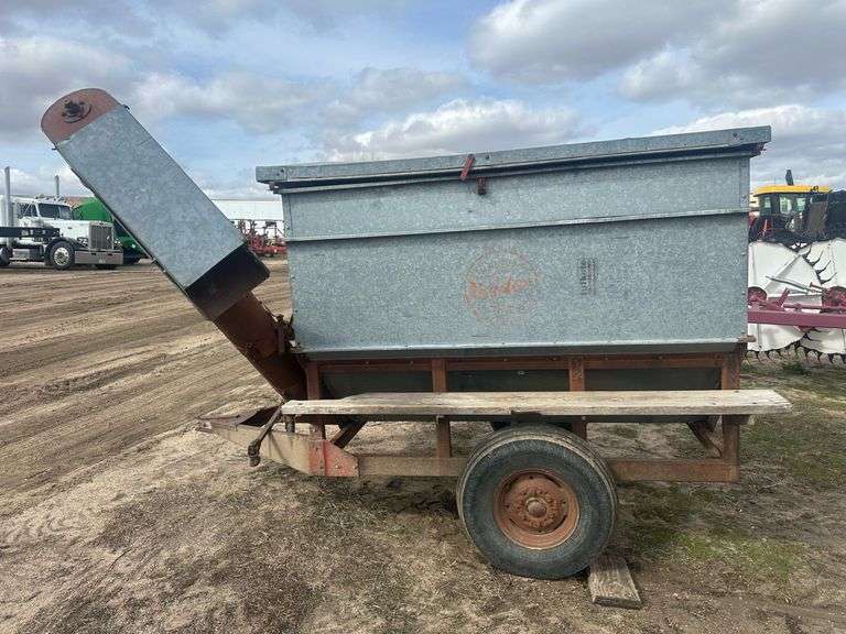 Heider Auger Wagon - Creamer Auction