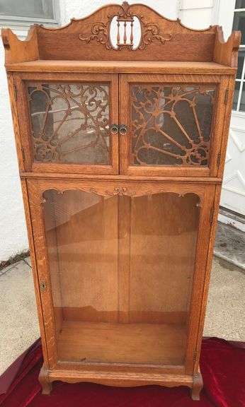 OLD & FANCY OAK BOOKCASE OR CABINET-ROOM READY - Creamer Auction
