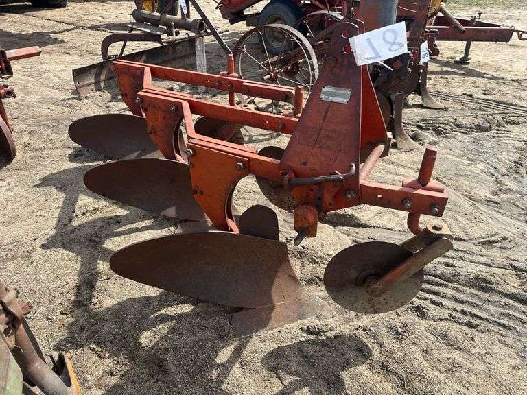 Ford 3 Point 3 Bottom Plow - Creamer Auction
