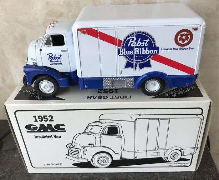 Pabst Blue Ribbon - 1952 GMC Insulated Van - Creamer Auction