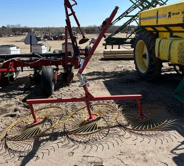 3 Pt. Three Wheel Windrow Turner - Creamer Auction