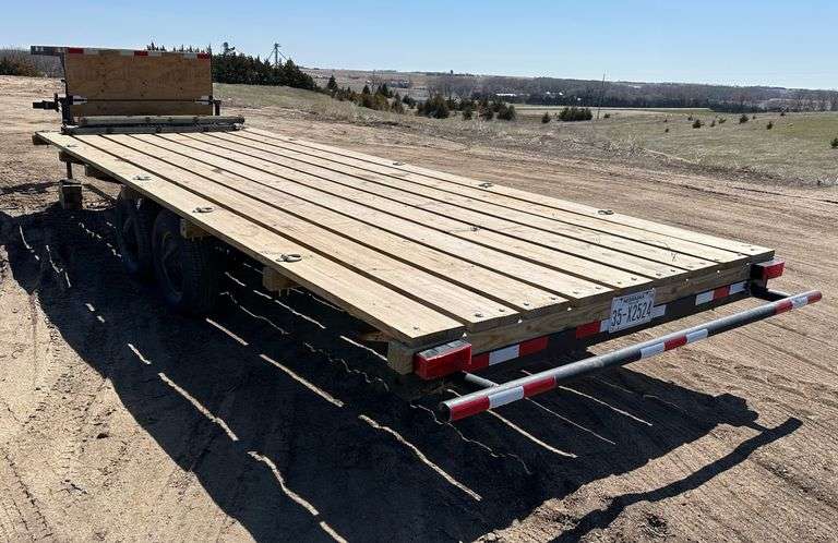 Homebuilt 20x8 Flatbed Trailer - Creamer Auction