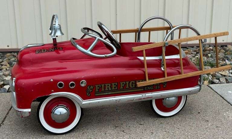 Fire Fighter Engine 23 Ladder Truck - Pedal Car - Creamer Auction
