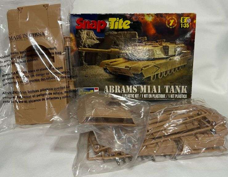 Revell SnapTite Abrams M1A1 Tank 1:35 Scale Model Kit - Unassembled ...