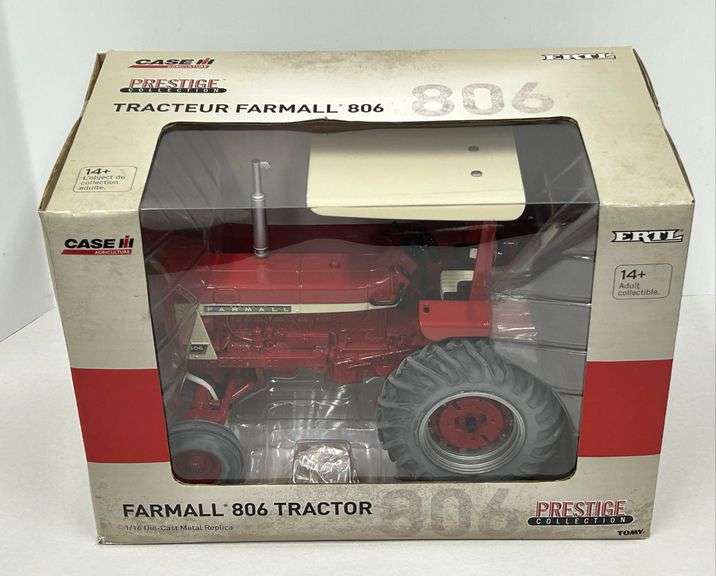 Farmall 806 Tractor - Prestige Collection - Creamer Auction