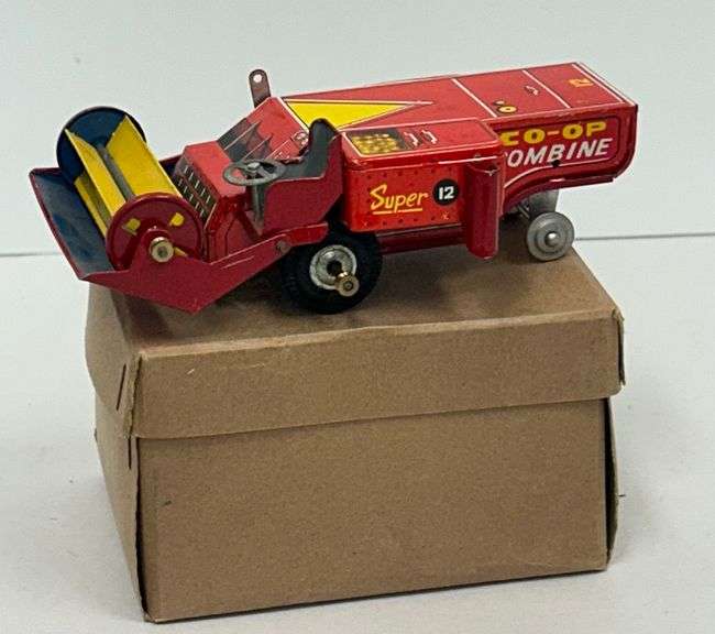 Marx Tin Co-op Super 12 Combine - Creamer Auction