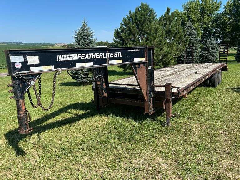 Featherlite STL - Model 5595 - 32 Ft. Gooseneck Flatbed Trailer ...