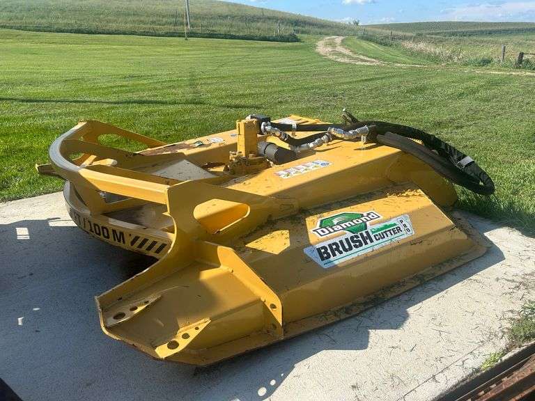 Diamond Brush Cutter Pro - Skid Loader Mount Brush Cutter - Creamer Auction