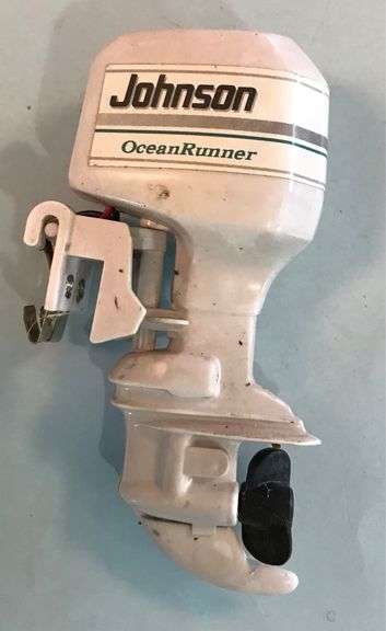 Johnson Ocean Runner - Toy Outboard Boat Motor - Creamer Auction