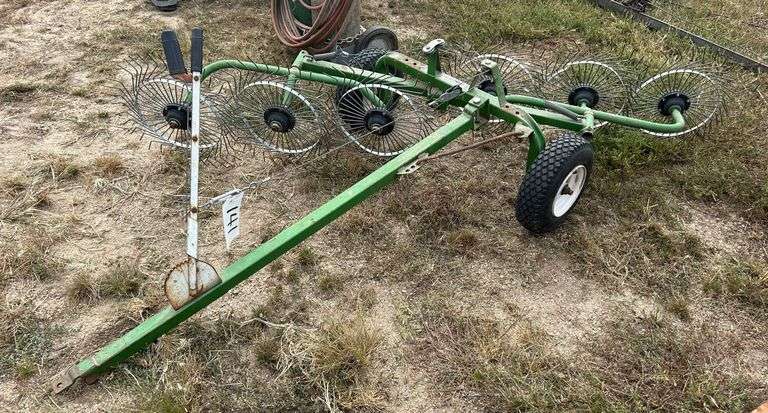 Pull Type Lawn Estate Rake - Creamer Auction