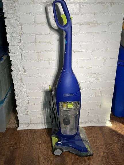 Hoover Hard Floor Floormate Spinscrub, Powers On - Coastal Downsizing LLC