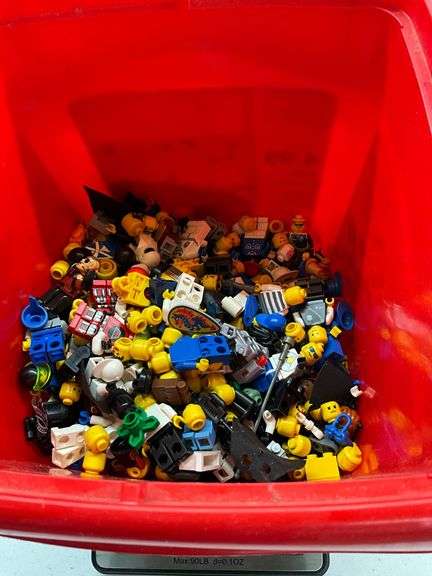 2lbs of Legos, Lego People and Body Parts - Coastal Downsizing LLC