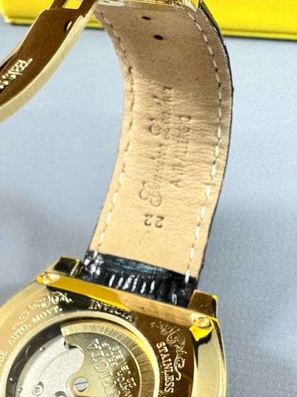 Invicta Swiss Ebauche Automatic Movement Mens Watch with 22 Jewels and ...