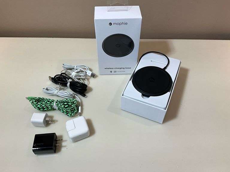 Morphie Wireless Charging base and Assorted Cords and Bricks, Untested ...