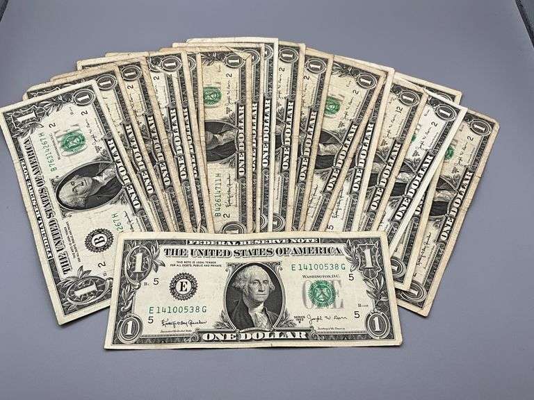 Lot of 18 U.S. $1 Bills Featuring 1963B Joseph W. Barr Signature ...