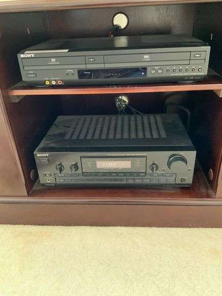 Sony SLV-D380P DVD/VHS Player and Sony STR-D590 FM/AM Receiver with ...