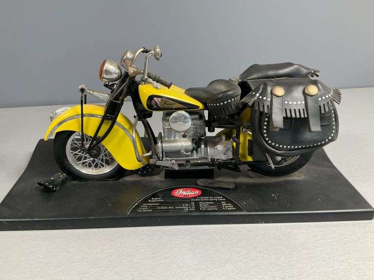 Collection of Die-Cast Motorcycle Models Including Harley-Davidson and ...