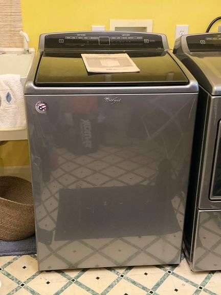 Whirlpool High-Efficiency Top-Loading Washing Machine, Model WTW7500GC0 ...