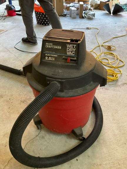 Craftsman 2.5 HP Wet/Dry Vacuum Cleaner - Coastal Downsizing LLC