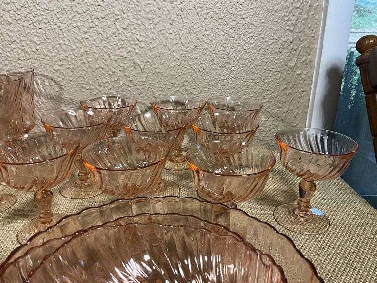 Arcoroc France Pink Swirl Glass Dinnerware Set - Coastal Downsizing ...